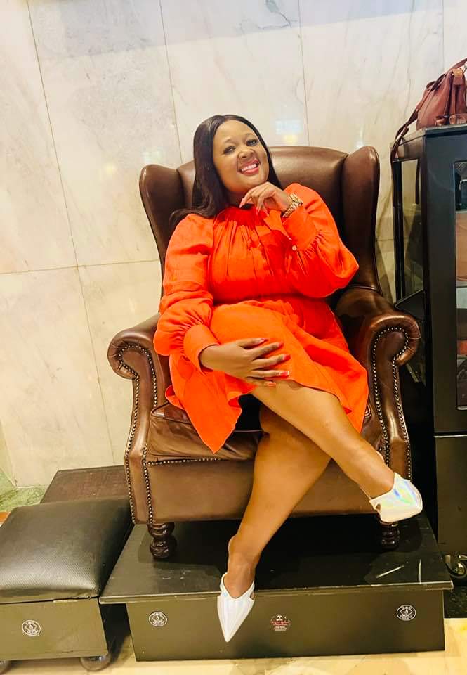 Nicky, 46, Nairobi is Seeking a Hot and Outgoing Sugarboy