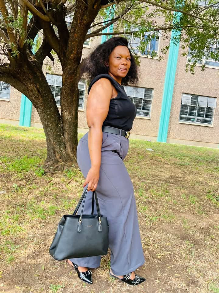 Sugar Mummy Joan from Ruiru Seeks Charming, Adventurous guy